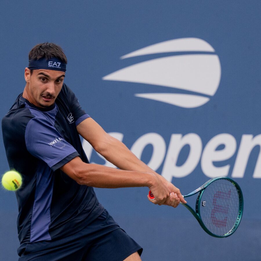 Home - Lorenzo Sonego - Professional Tennis Player